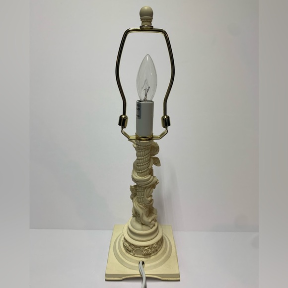 Avon | Accents | Rare Vintage Avon 204 Cherub Lamp | Poshmark